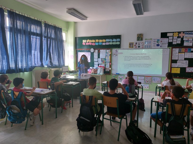 Πρώτες βοήθειες για παιδιά από το Καραμανδάνειο Νοσοκομείο Πατρών ...