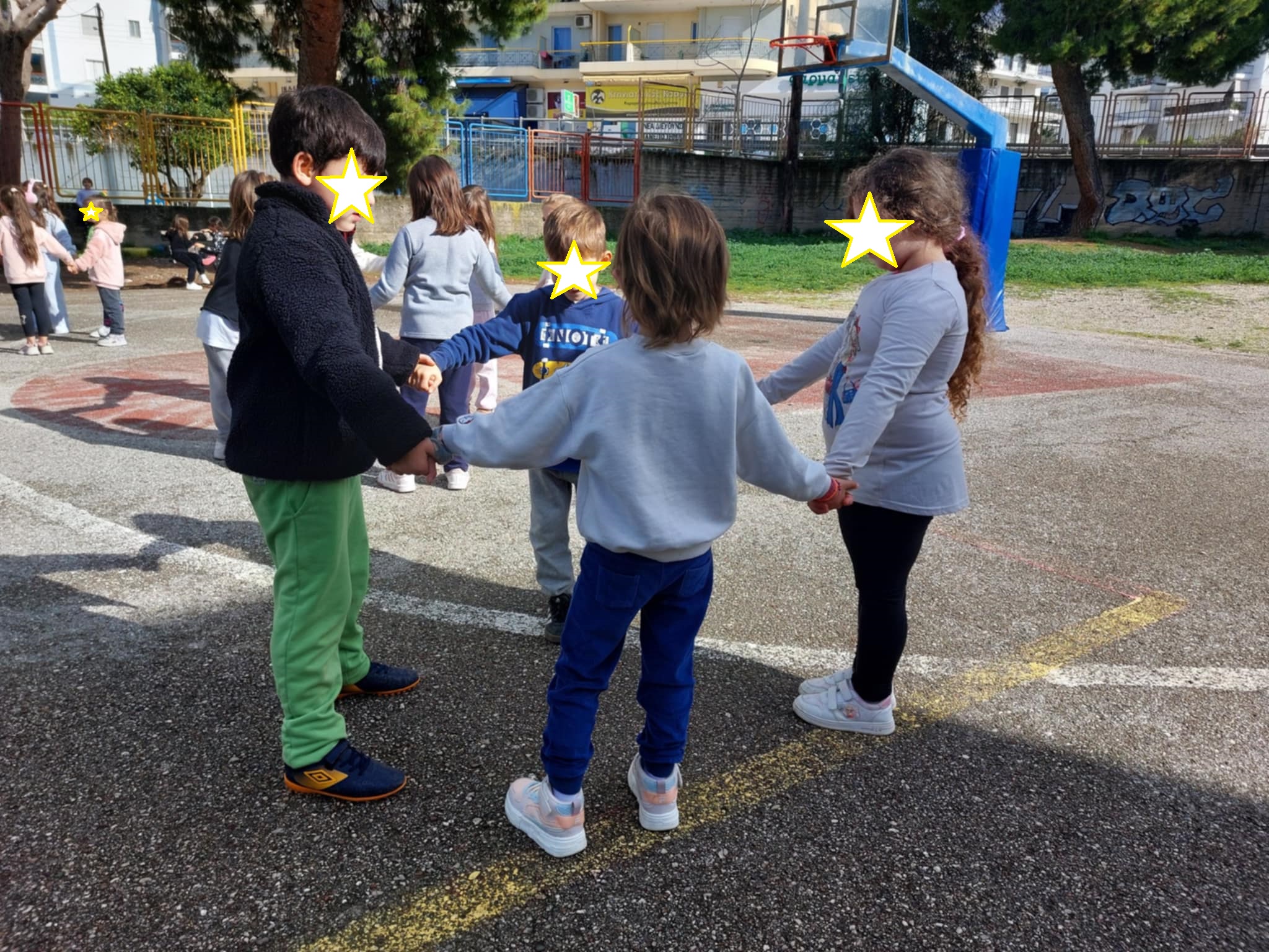 Παιχνίδια της σχολικής αυλής με ΑΓΚΑΛΙΕΣ - Love Teaching